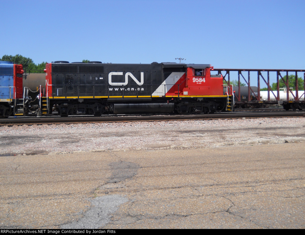 CN GP40-2LW